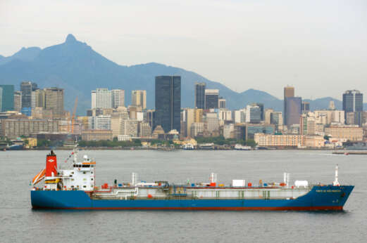 La dueña de la naviera Elcano supera los 1.000 millones de ingresos ...