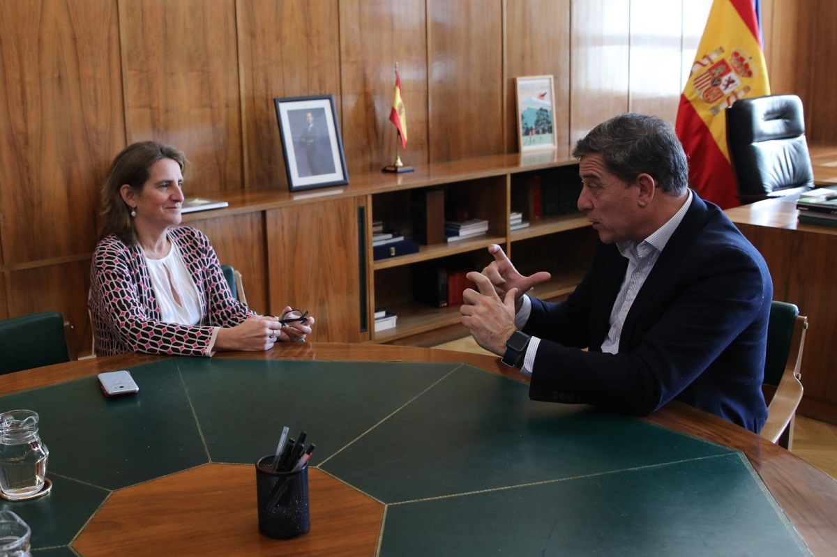 Alcoa entra en campaña y el Gobierno desbloquea las conexiones de sus ... Alcoa entra en campaña y el Gobierno desbloquea las conexiones de sus ...