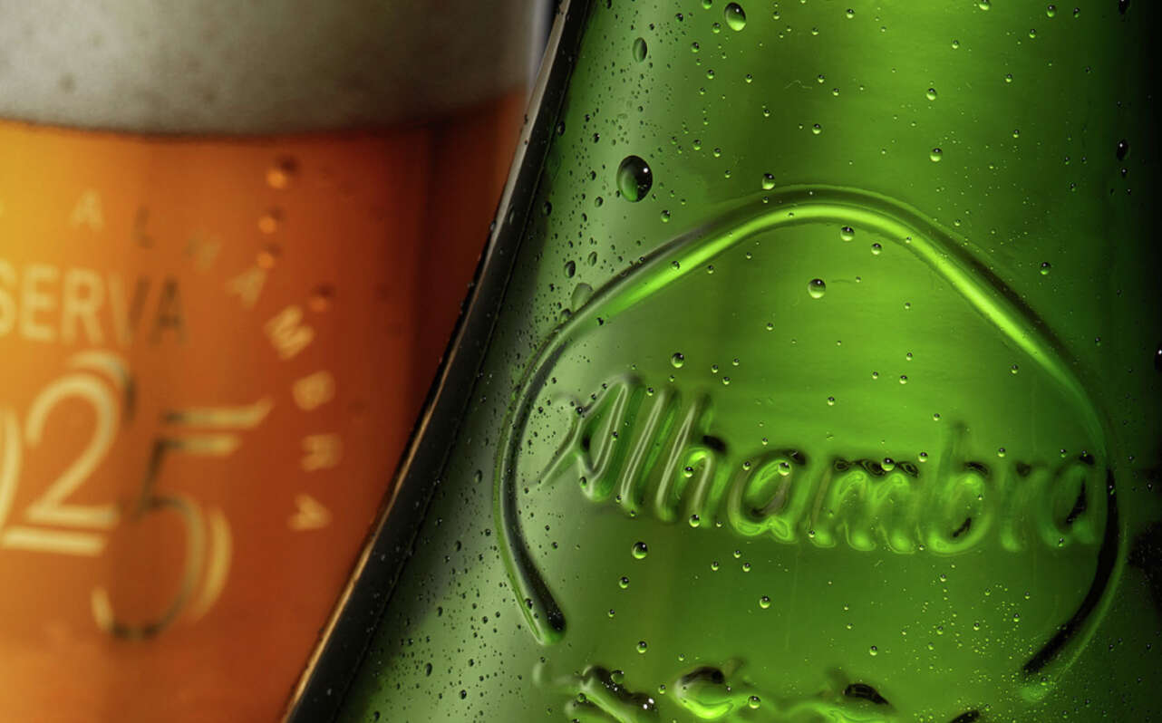 Alhambra: la juvenil renovación de una cerveza centenaria