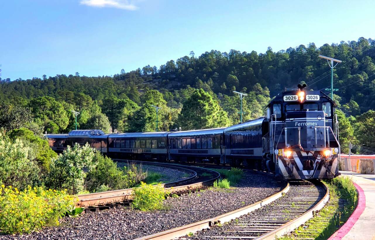 De Chihuahua al Pacífico a bordo del espectacular Chepe Express