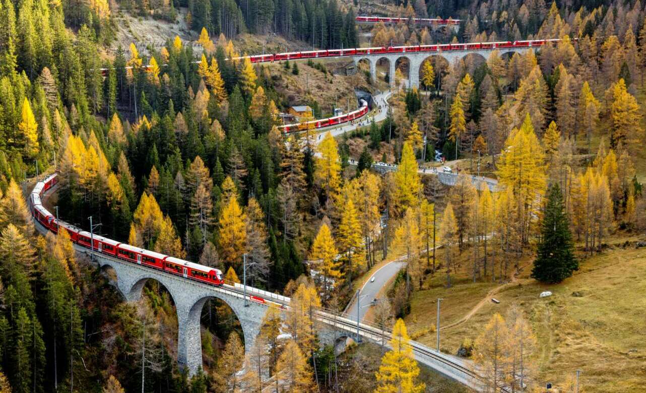 Suiza tiene el tren más largo del mundo: así fue su primer viaje