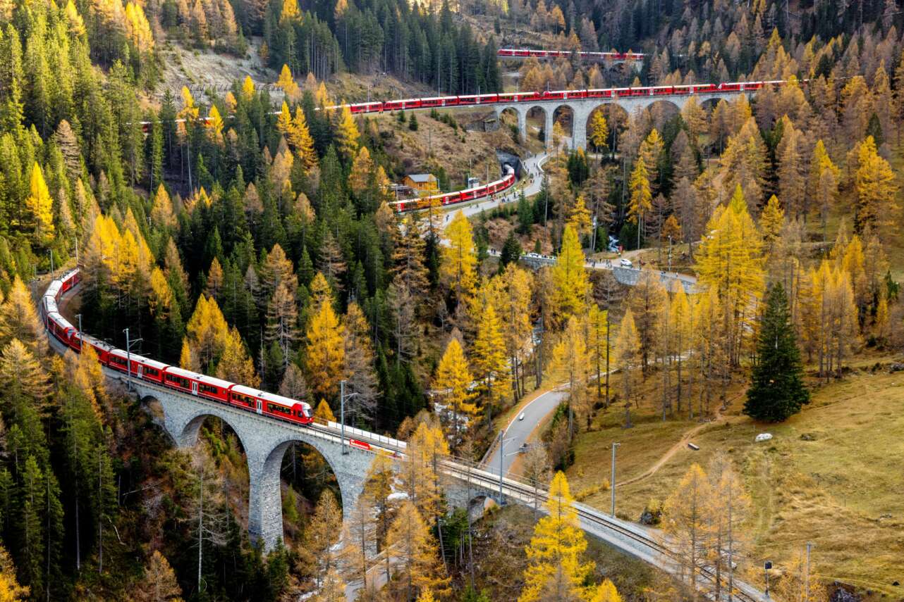 Suiza tiene el tren más largo del mundo: así fue su primer viaje