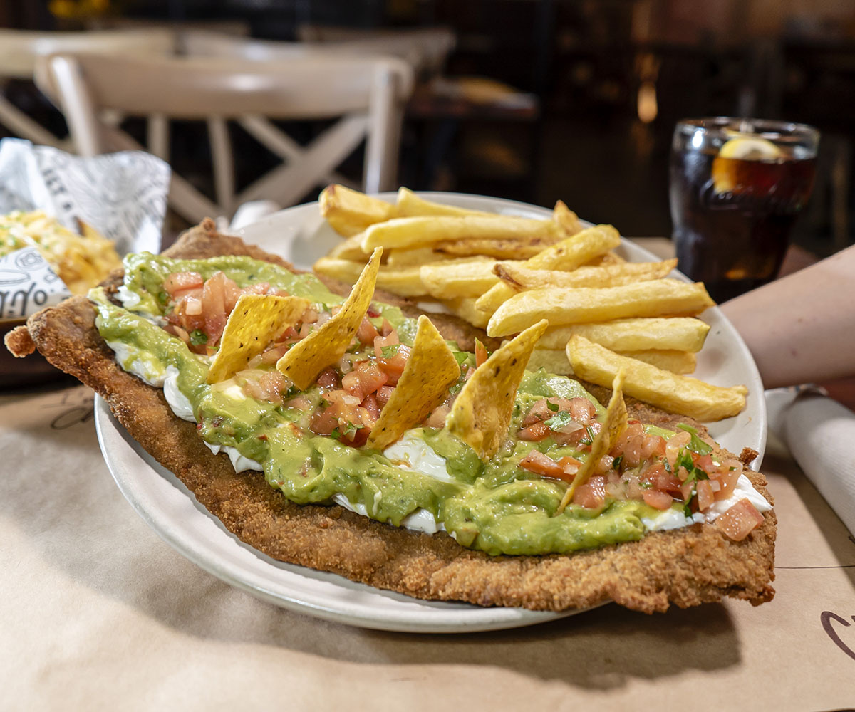 Chalito: el templo de la milanesa que seduce a Barcelona