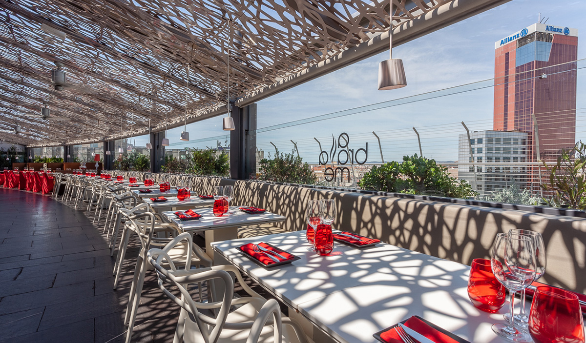Comer con vistas a 360 grados sobre Barcelona: las nuevas propuestas ...