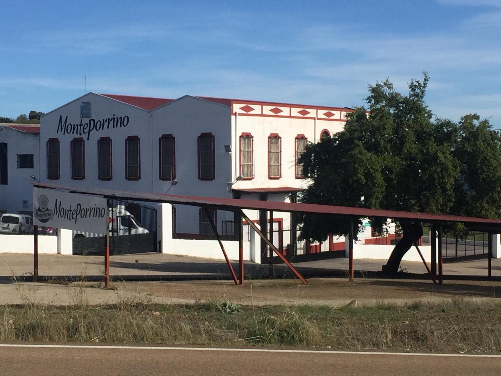 La Guardia Civil conecta la trama de Badajoz con la del jamón podrido