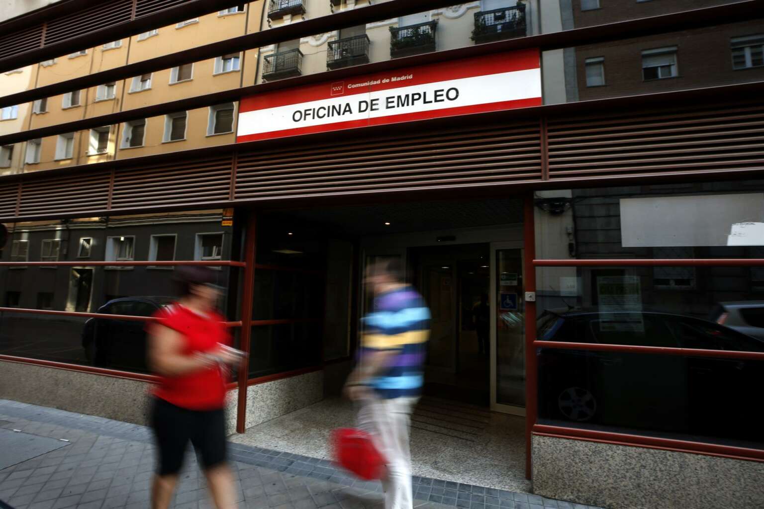 Todas las ayudas del SEPE para los desocupados de larga duración