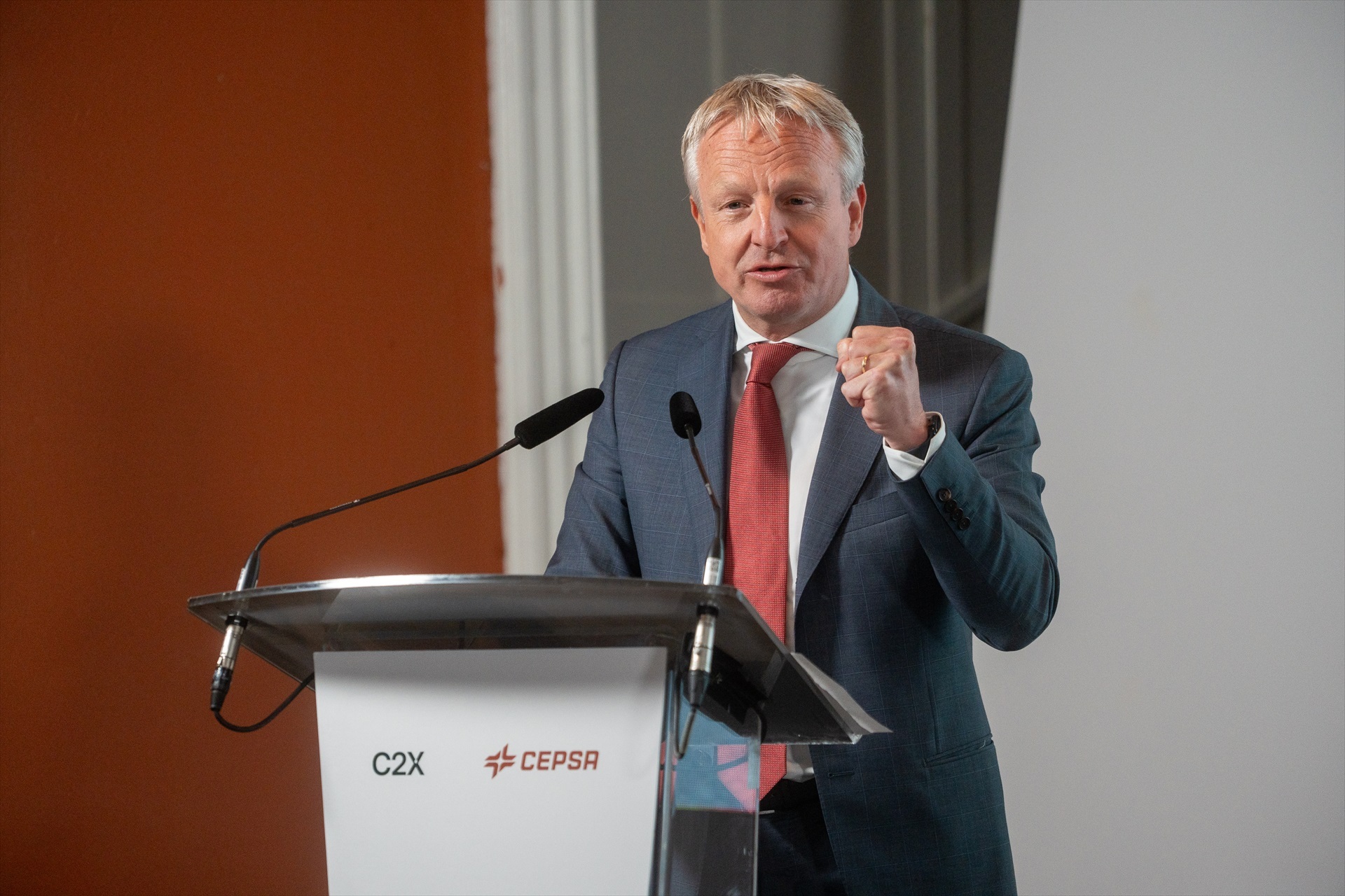 Cepsa convoca a su plantilla en España para actualizar su plan ...