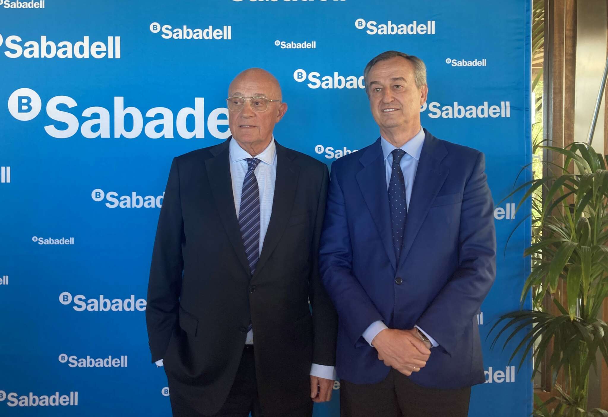 Zurich Seguros supera el 4% de Sabadell en la recta final de la opa del ...